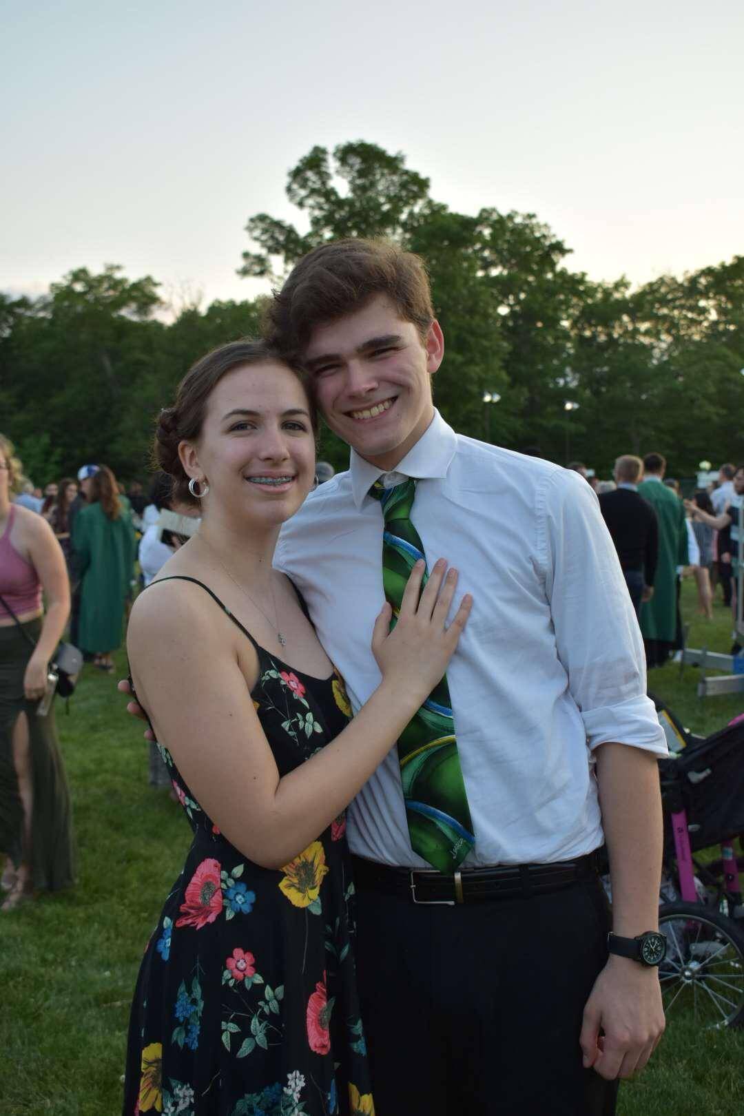 Are my girlfriend (f18) and I (m18) equally attractive?? | Scrolller