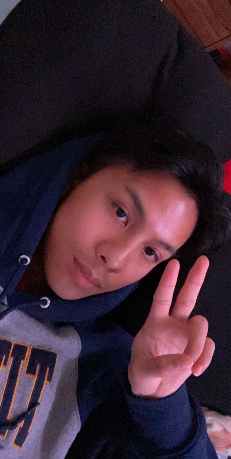 Are selfies allowed here lol | Scrolller