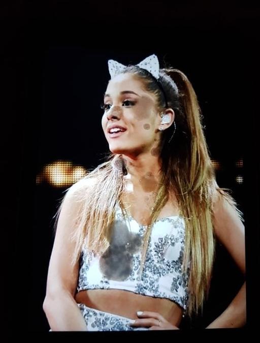 The queen drained my balls | Scrolller