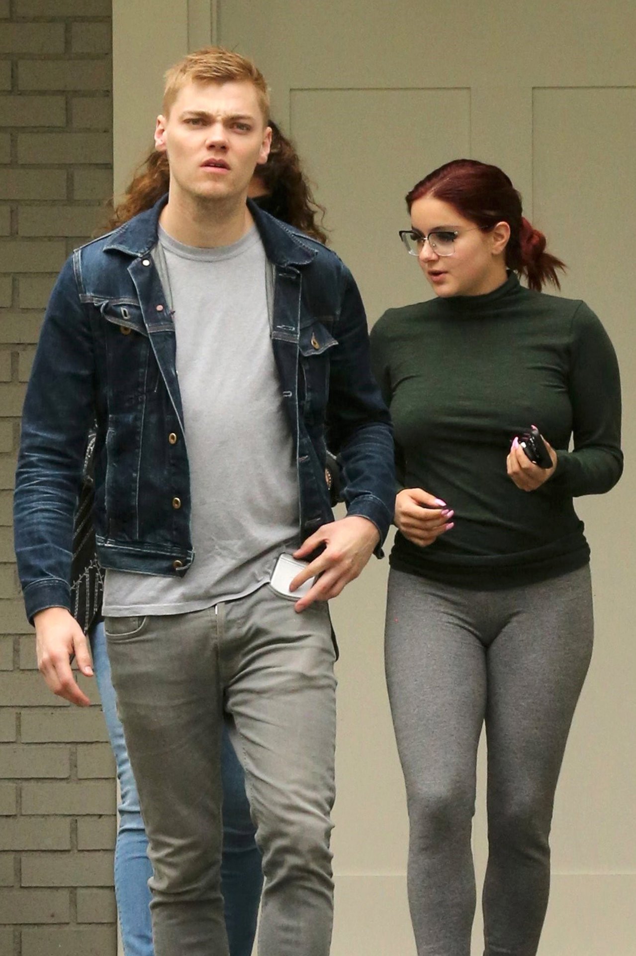 Ariel Winter | Scrolller