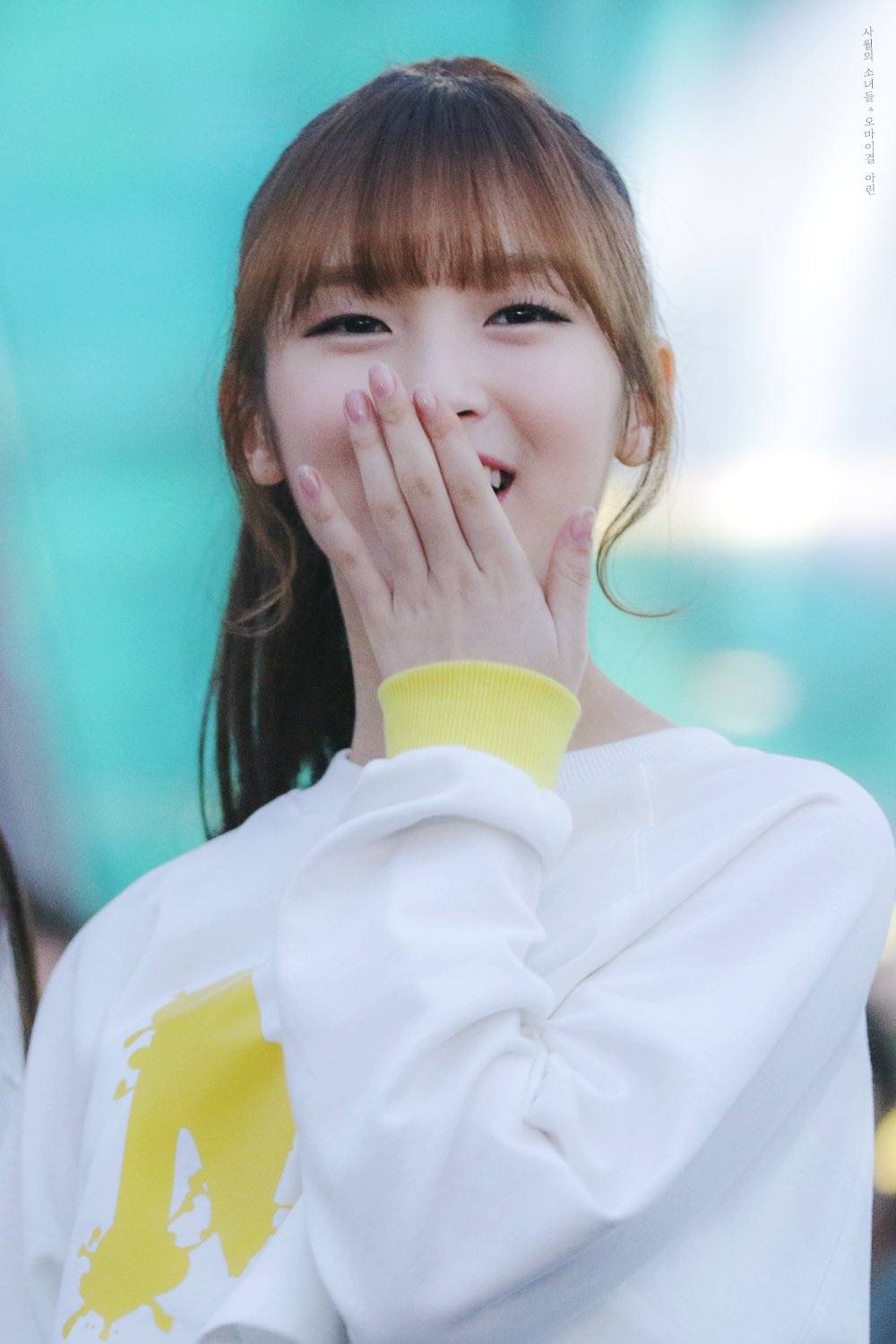 Arin Laugh | Scrolller