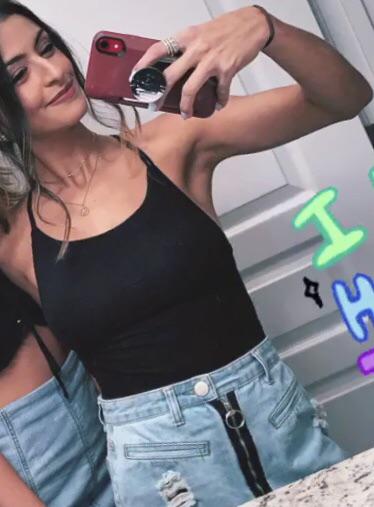 Armpit selfie | Scrolller