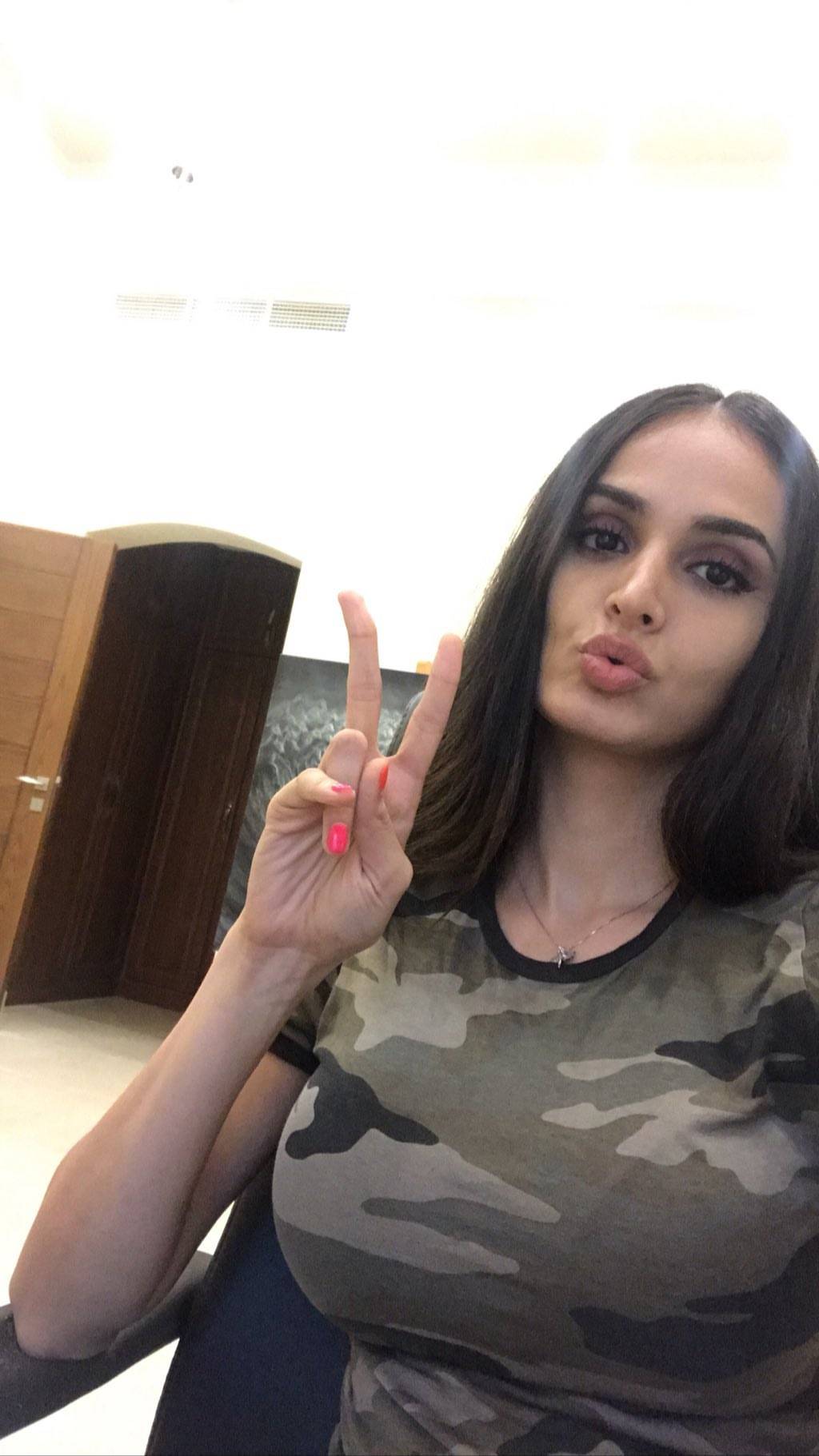 Army Tankers | Scrolller