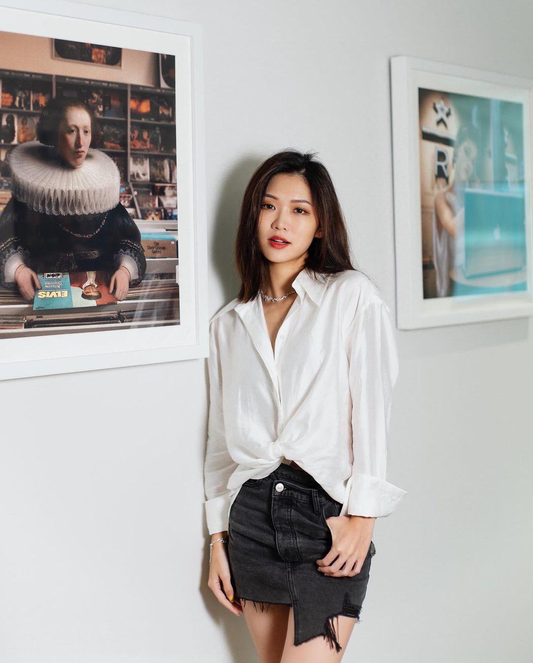 Artwork 2 | Scrolller