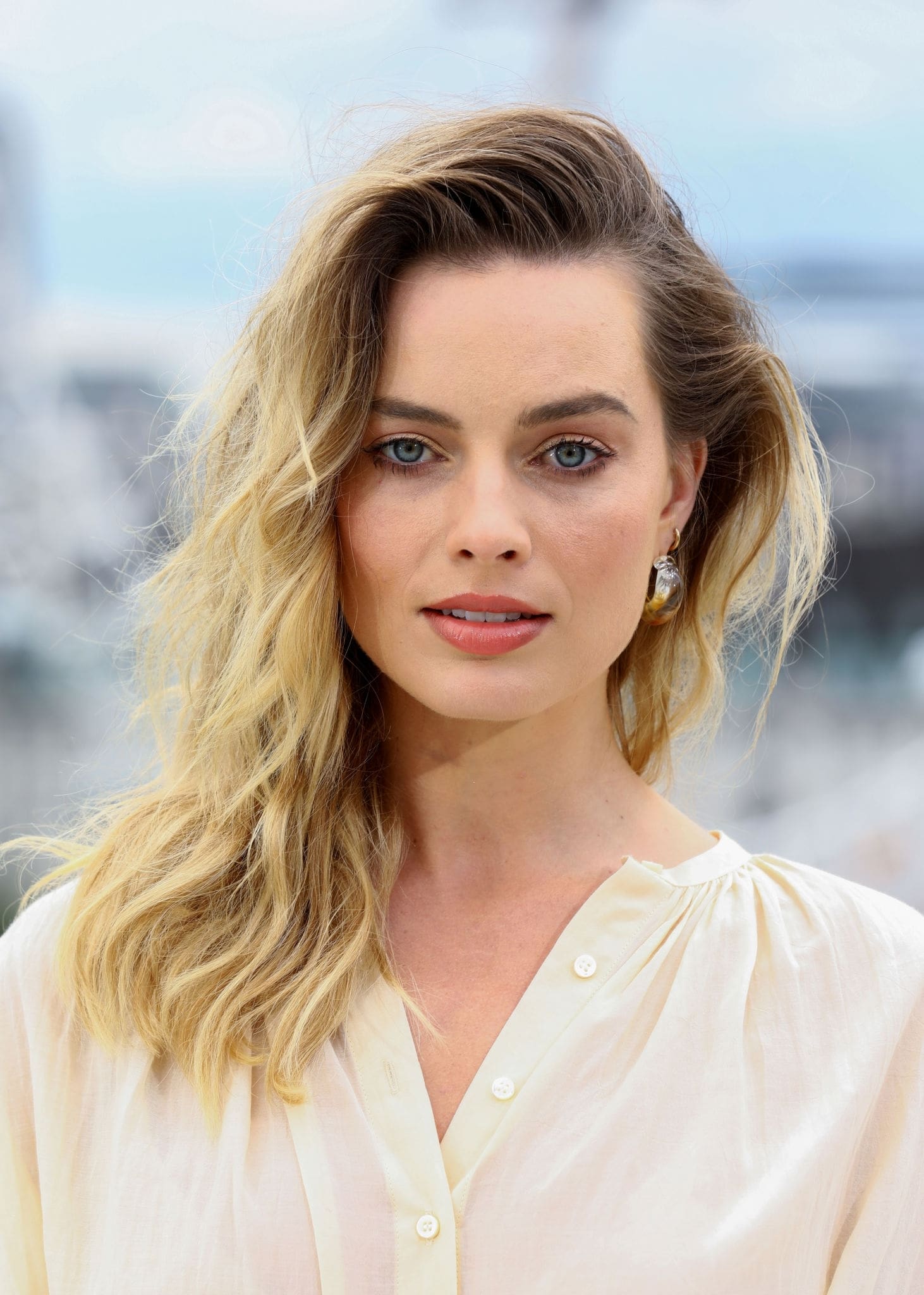 As I Suck Cock For Mommy Margot Robbie I Cum Hands Free All Over The