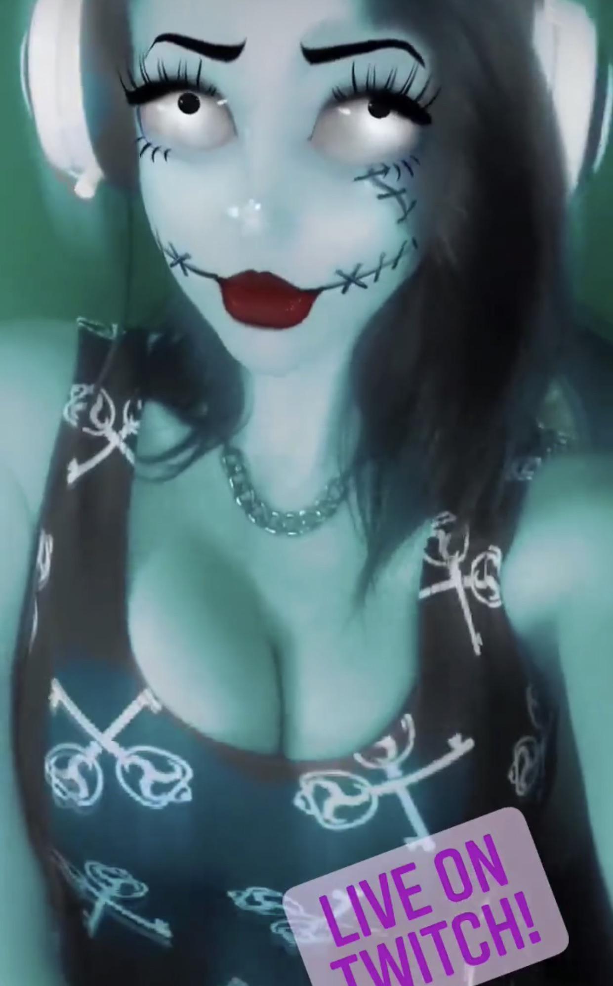 As Sally | Scrolller