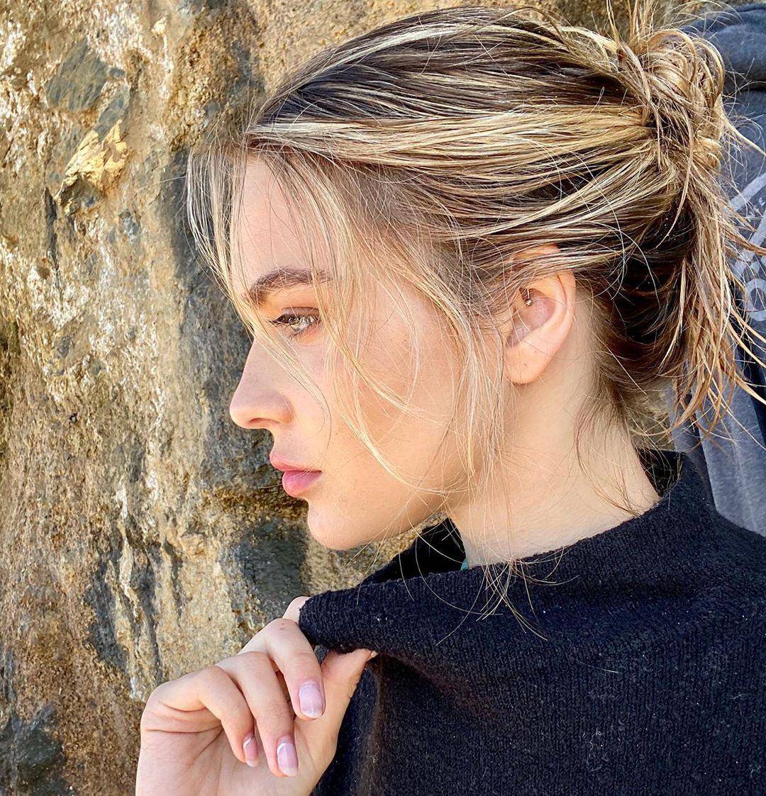 Ashley Thompson - Portrait | Scrolller