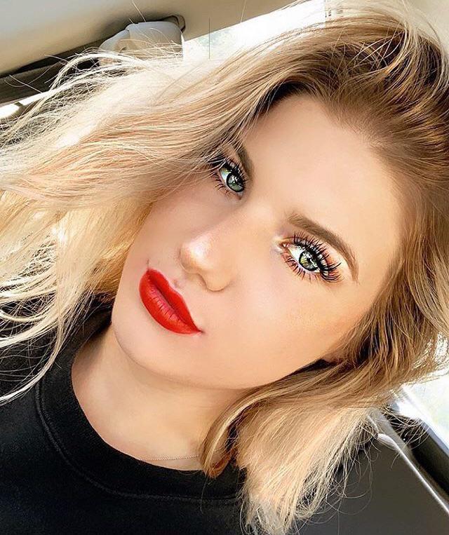 Ashlynn Sky | Scrolller