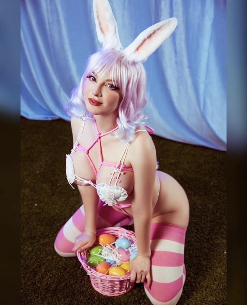 Ashlynne Dae | Scrolller