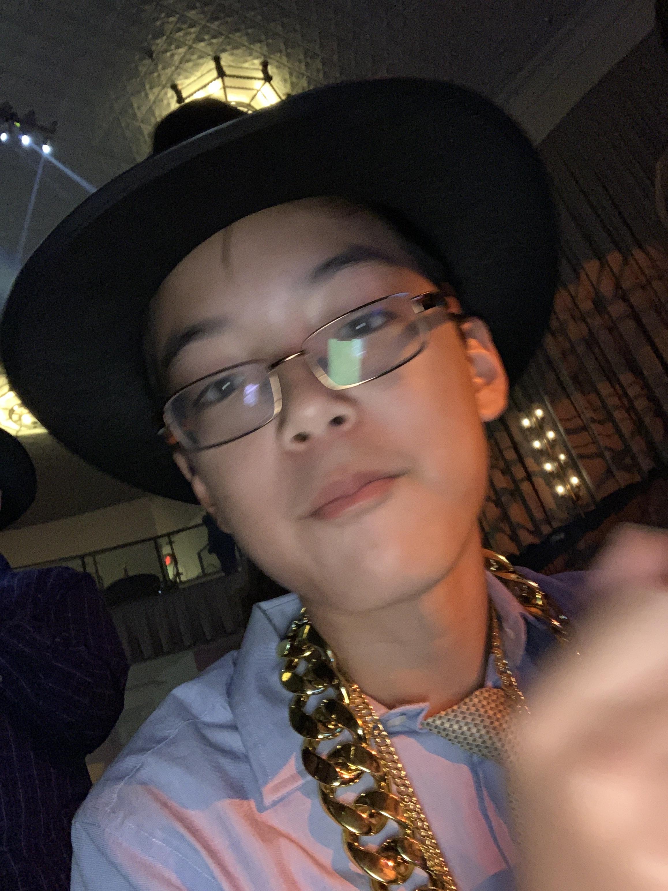 Asian ethan | Scrolller