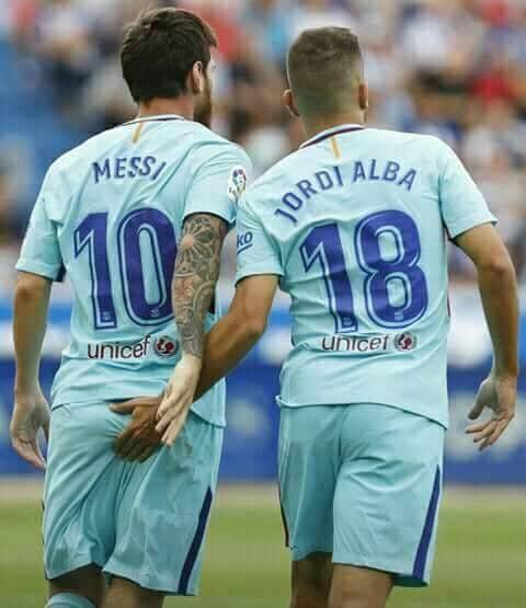 Ass Grabbing | Scrolller