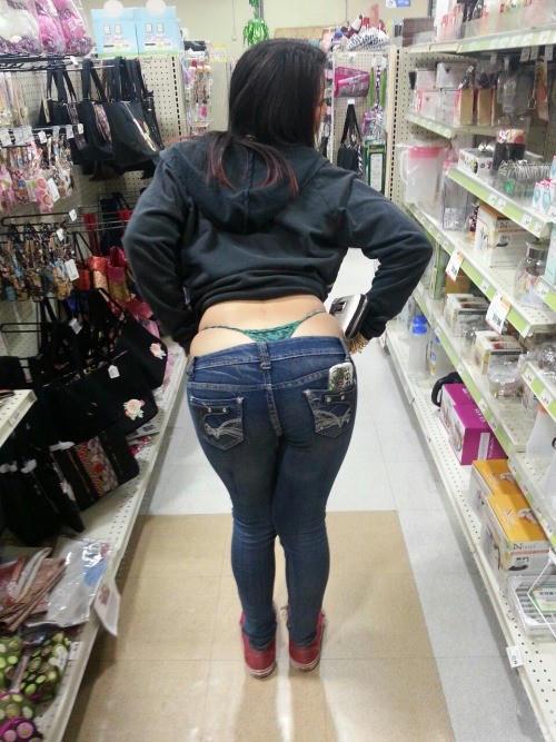 showing it in public | Scrolller