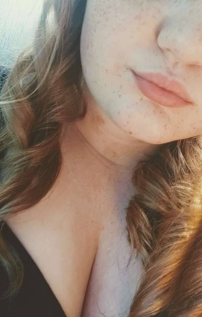 At work and sooo bored... | Scrolller