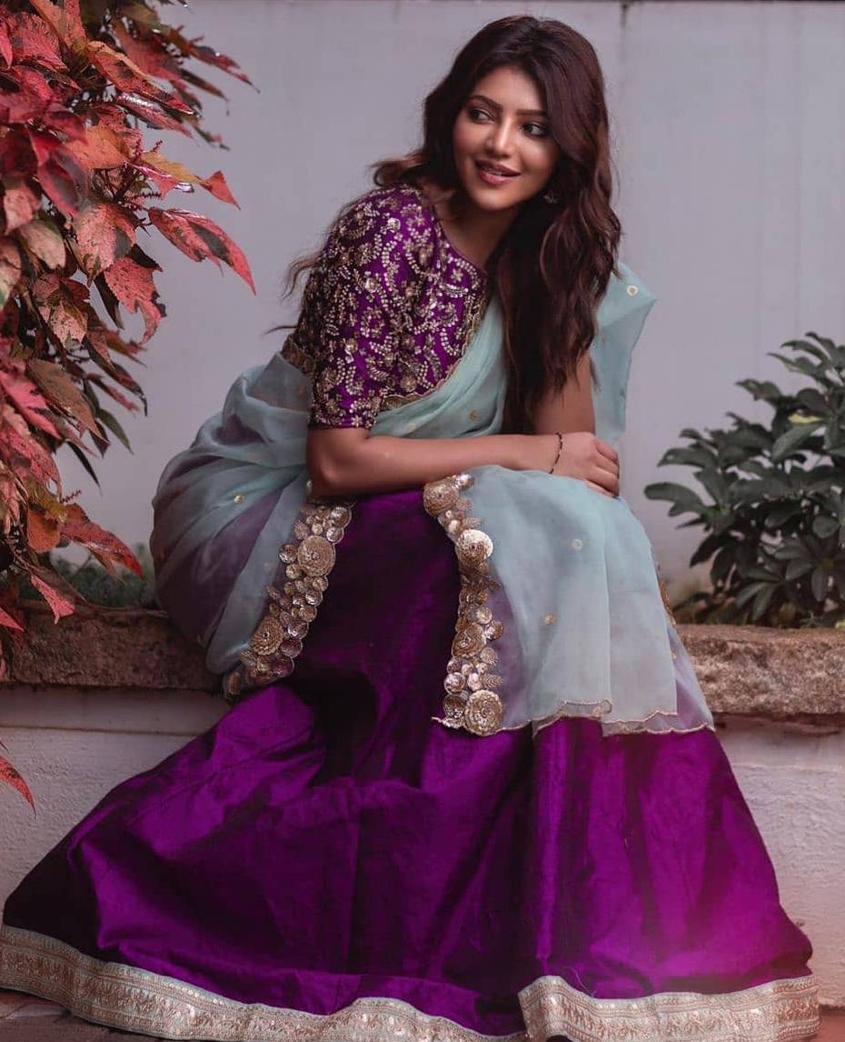 Athulya Ravi looks gorgeous in violet ghagra choli | Scrolller