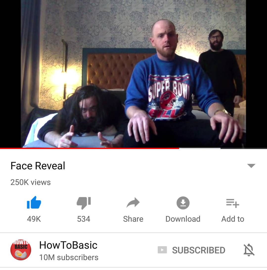 Aunty Donna Is Howtobasic Scrolller