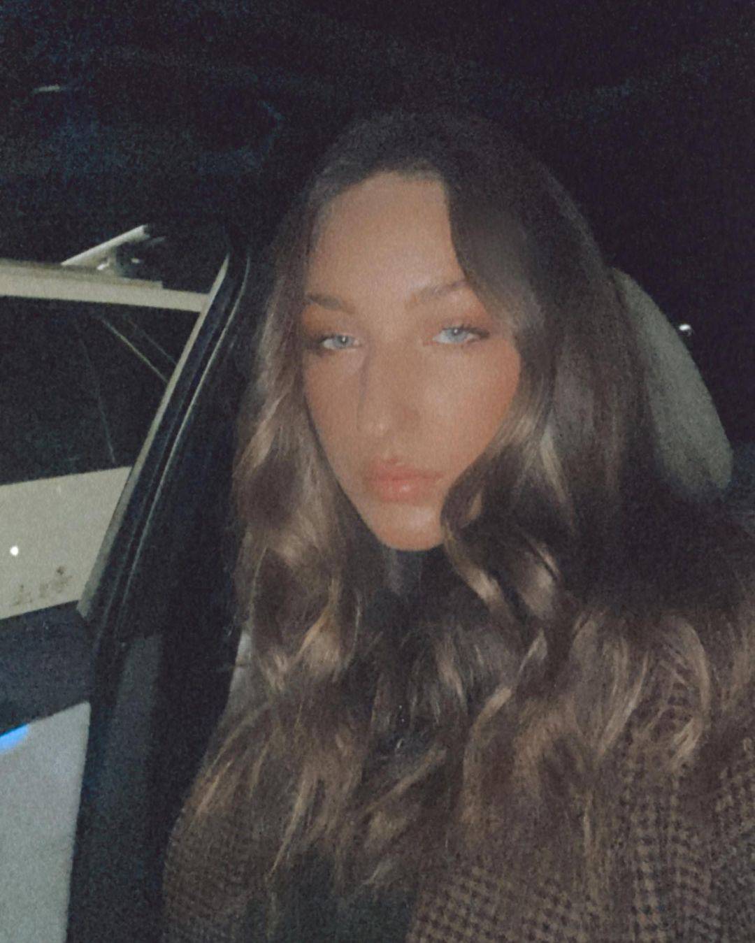 Ava Michelle | Scrolller