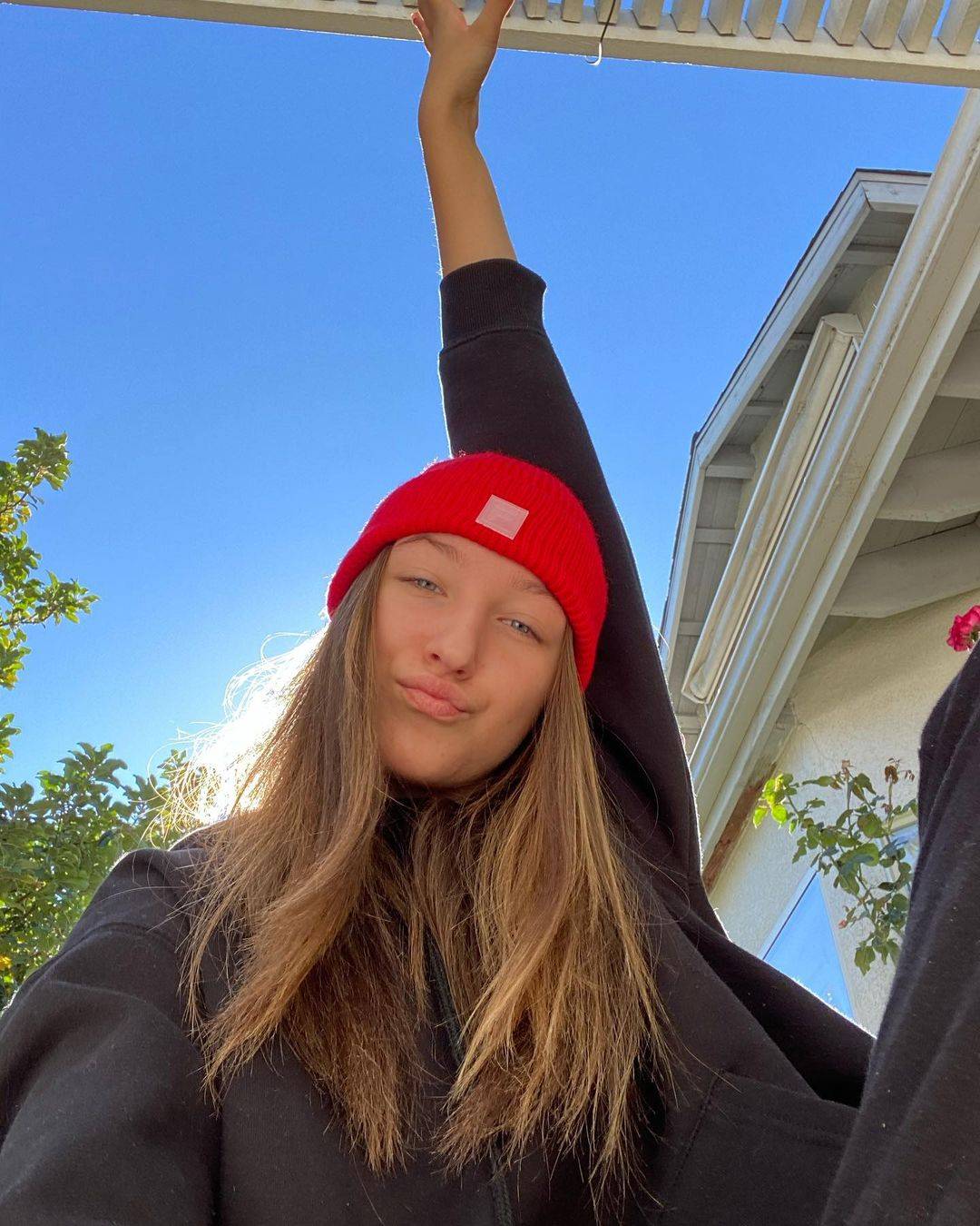 Ava Michelle | Scrolller