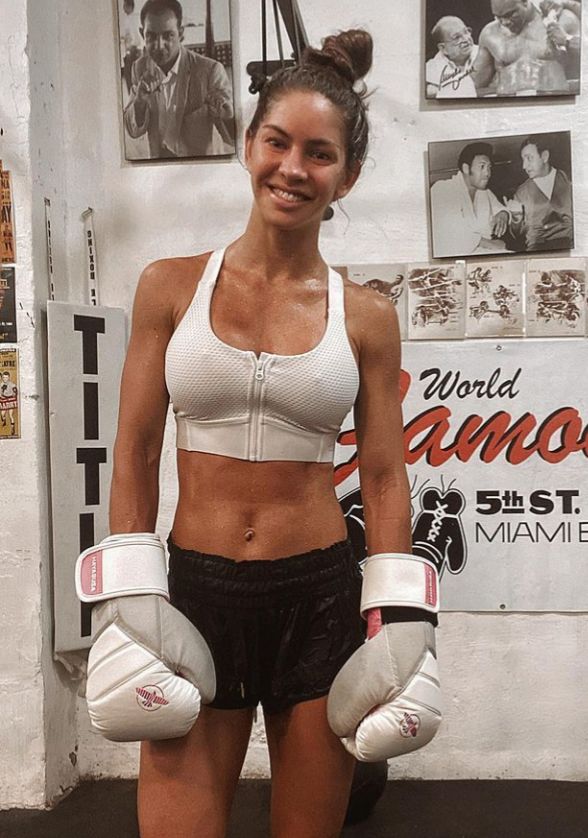 Avril Mathie | Scrolller