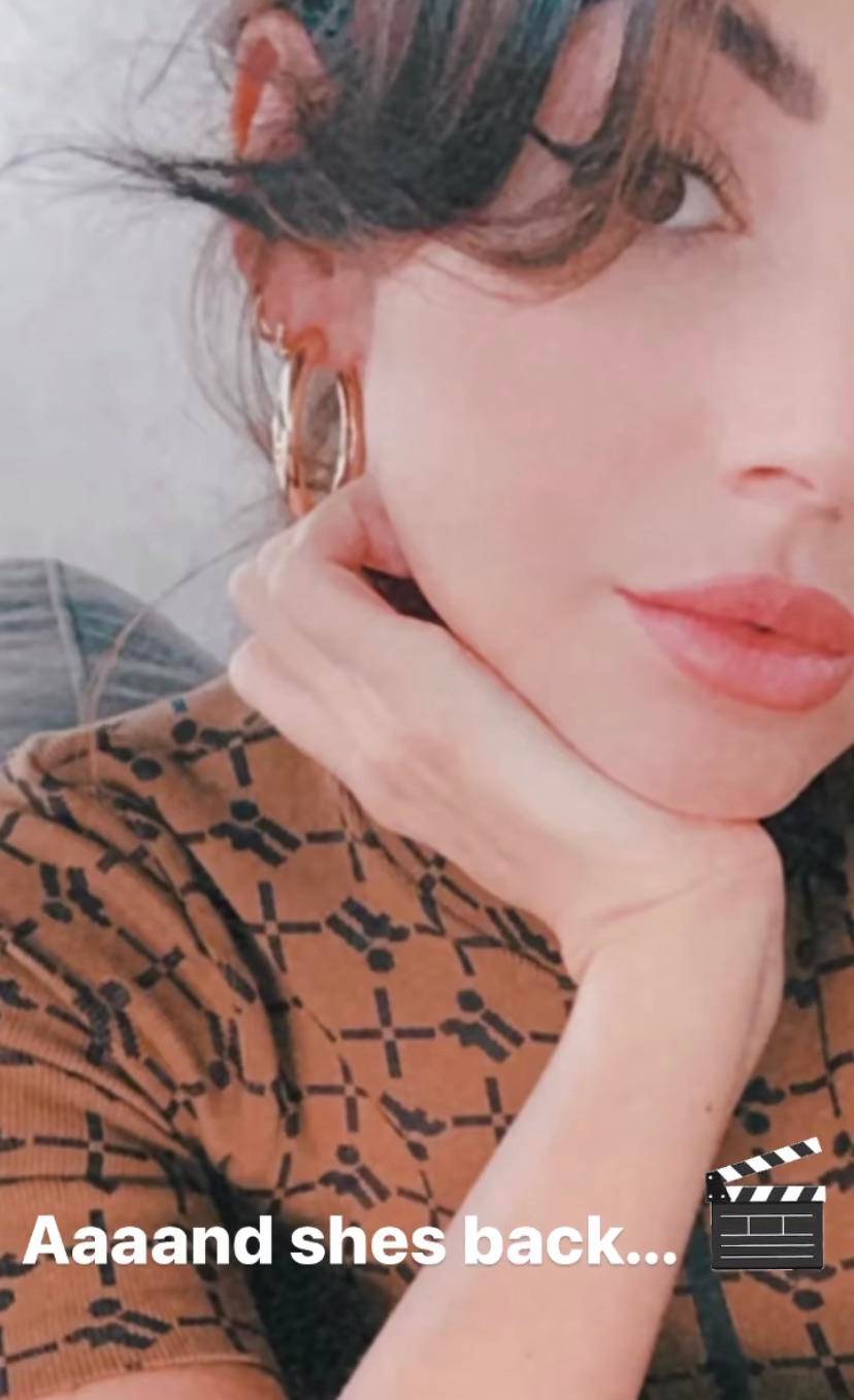 Back on set | Scrolller