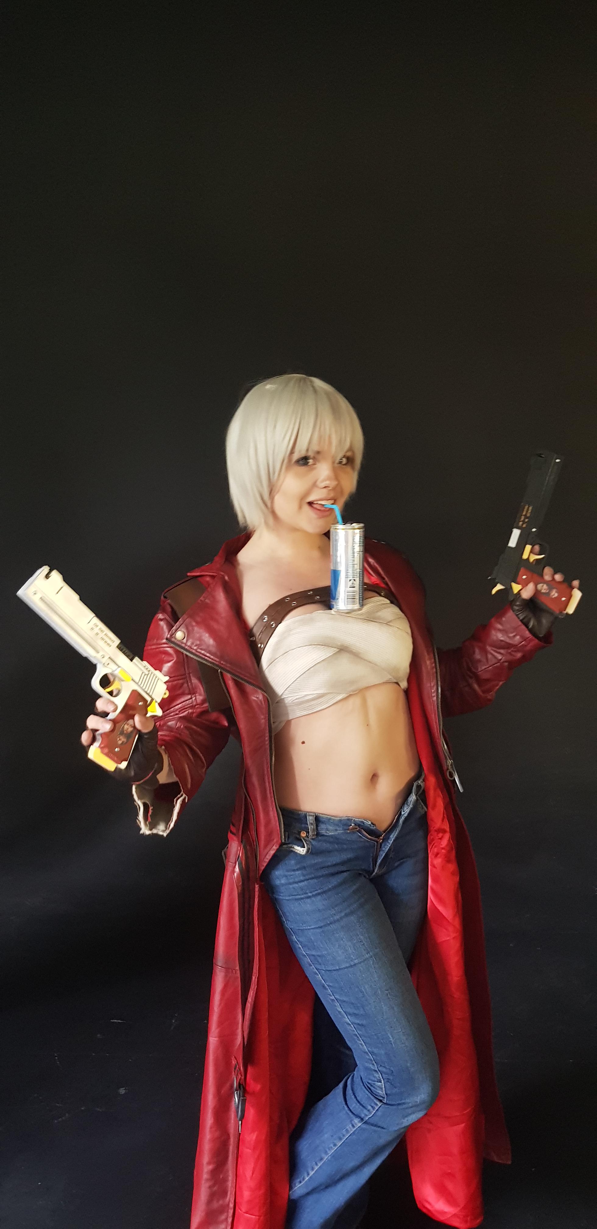 backstage from female Dante photo set | Scrolller