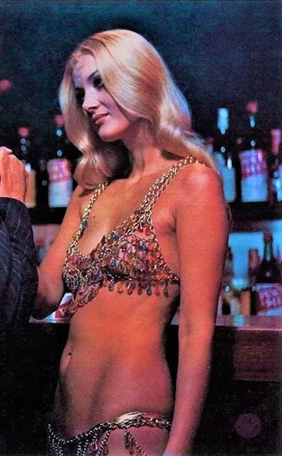 Barbara Bouchet in Milano Calibro 9 (1972) | Scrolller