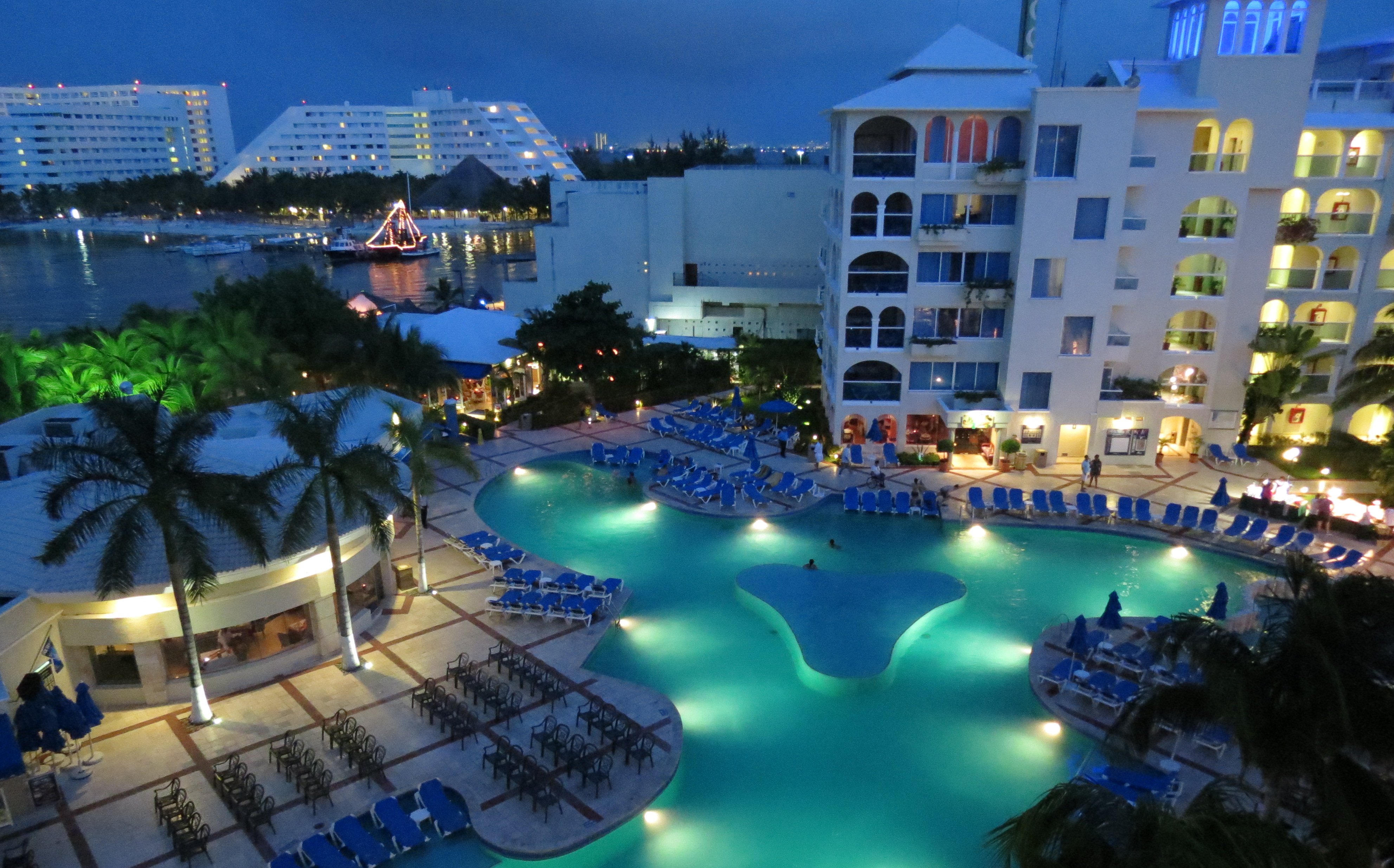 Barcelo Cancun | Scrolller