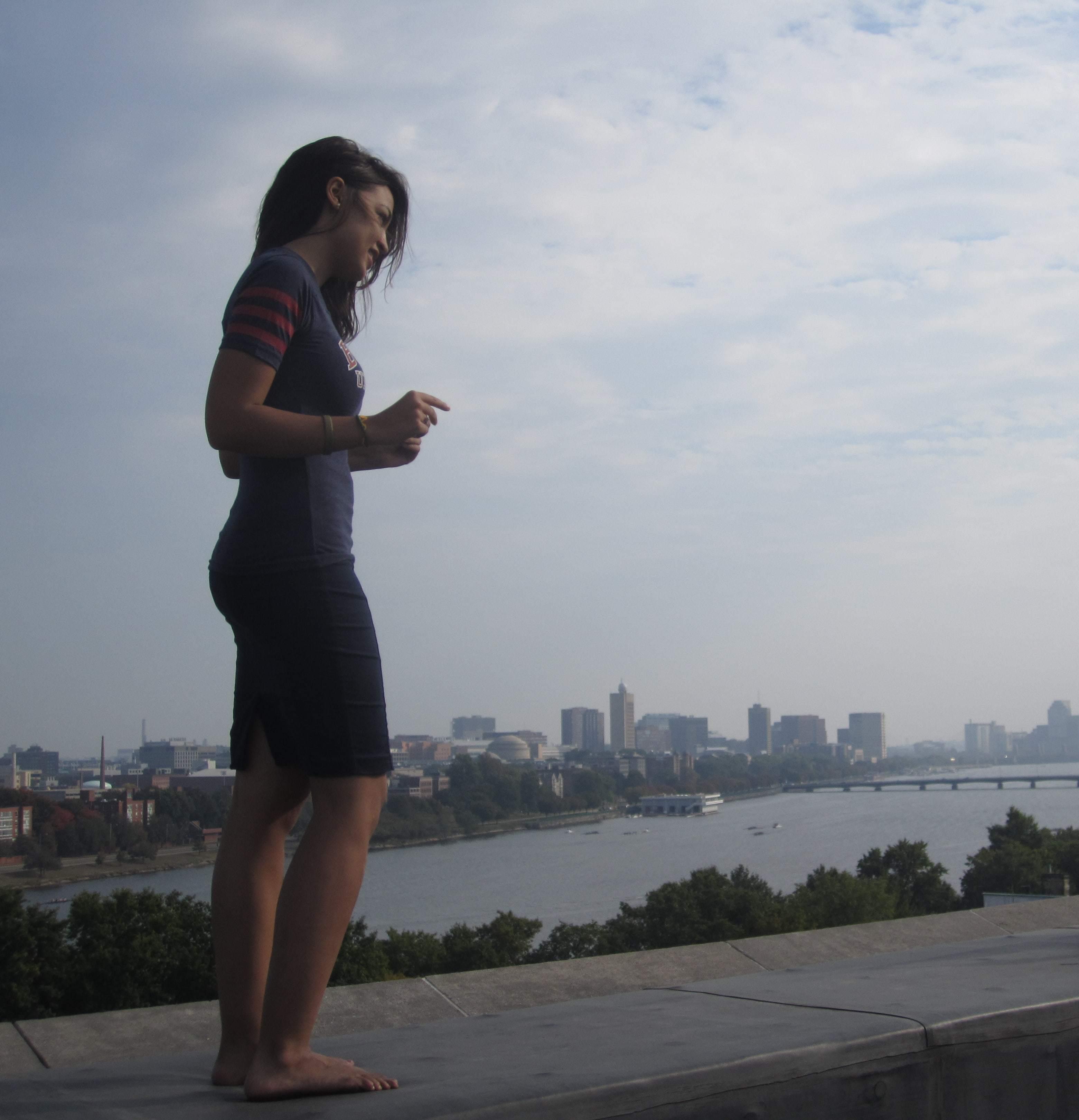 Barefoot Alexandria | Scrolller