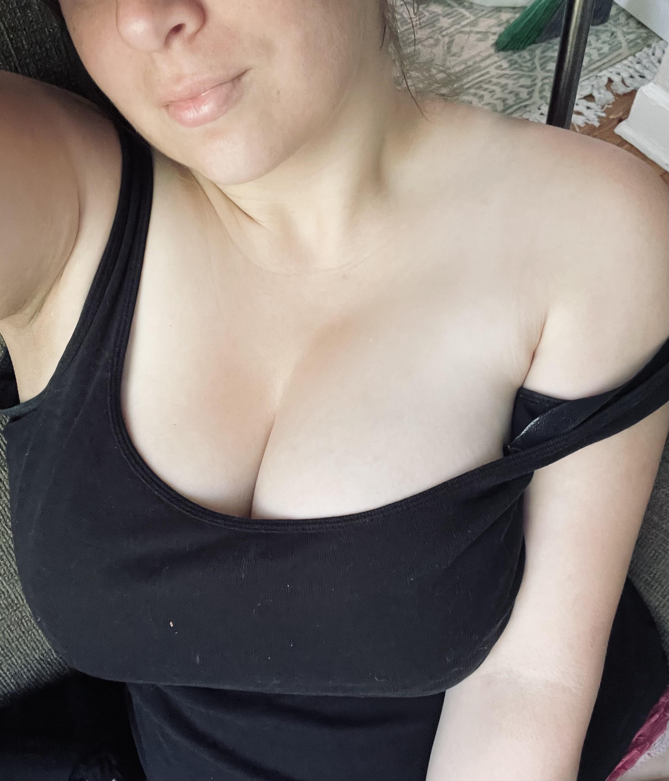 barely mild wild child [F] | Scrolller