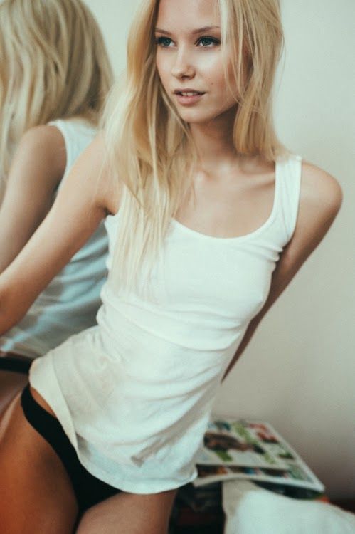 Barely up | Scrolller