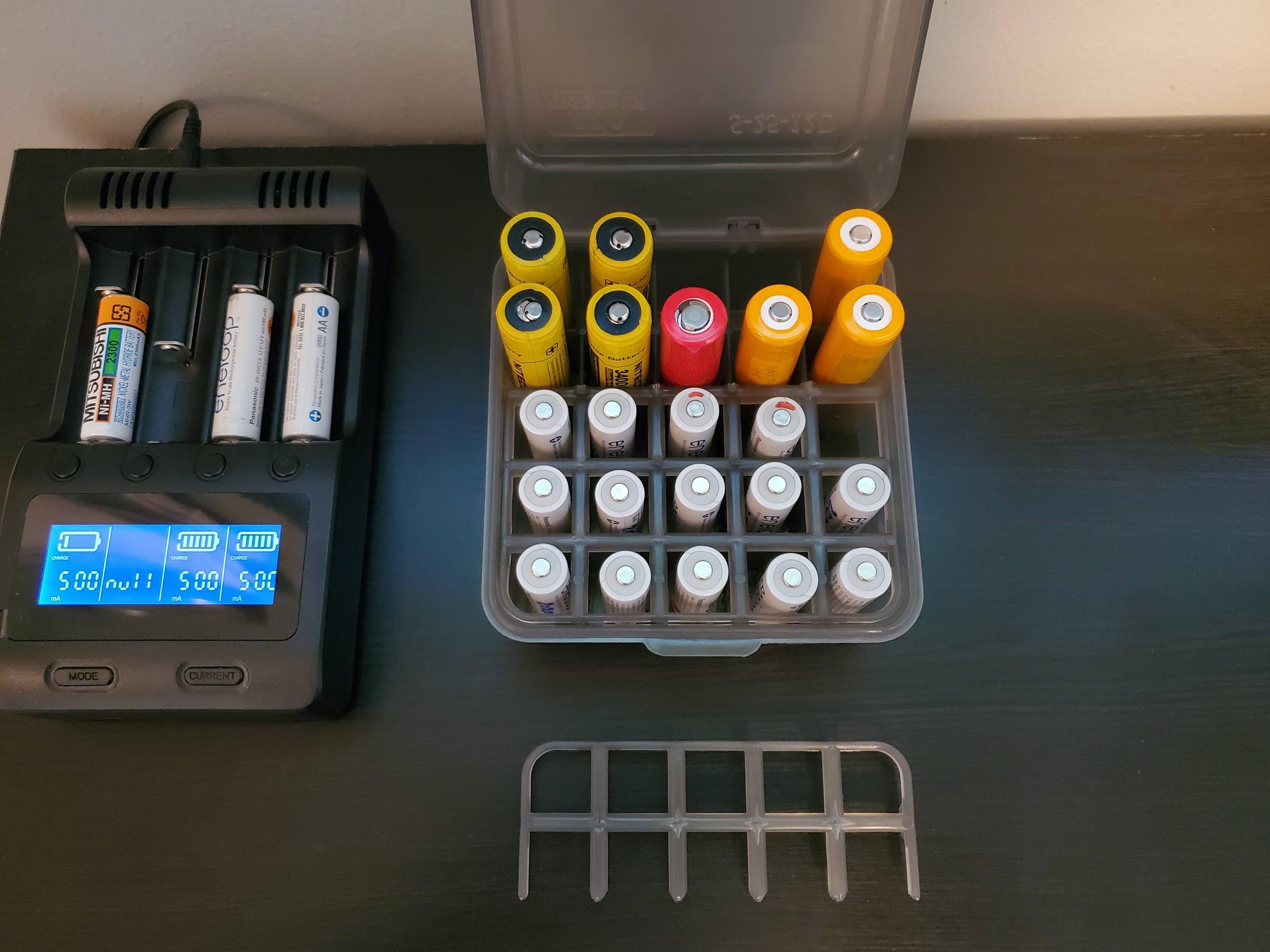 Battery holder | Scrolller