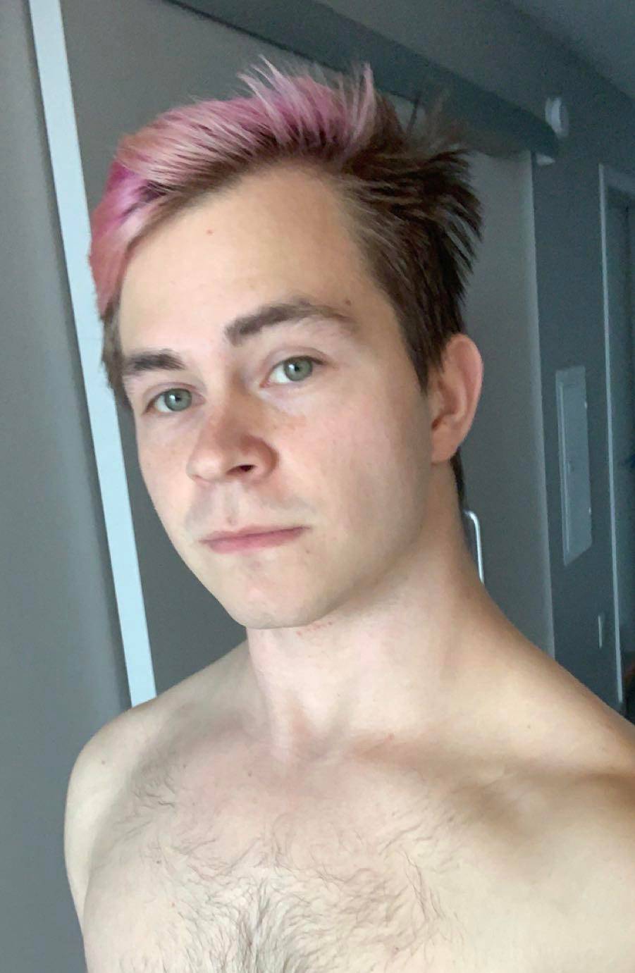 Be kind, please 🙏🏻 | Scrolller