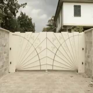 Beautiful automatic driveway gate. | Scrolller