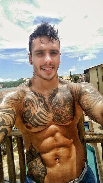 Beautiful chest tattoos | Scrolller