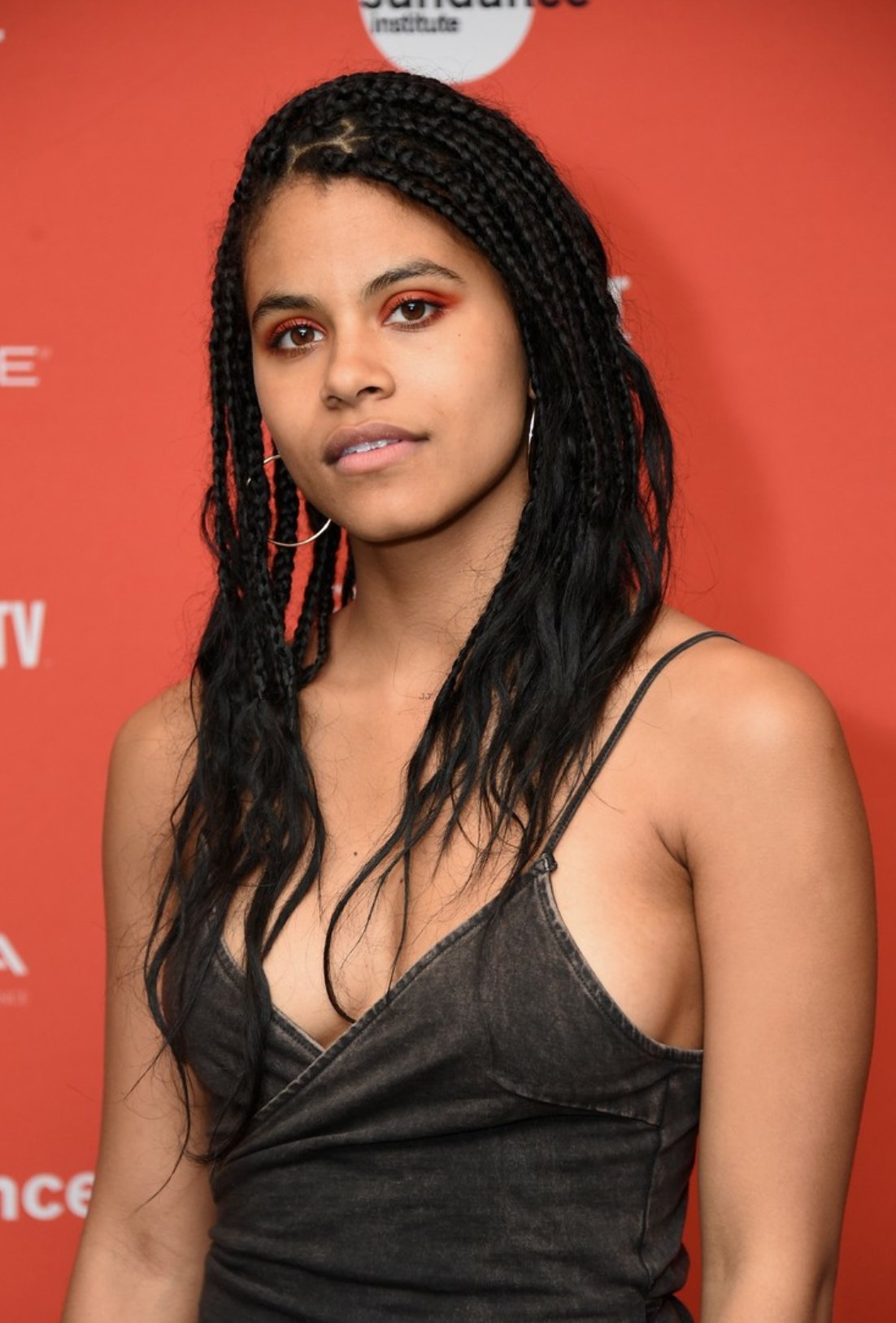 Beautiful even without makeup | Scrolller