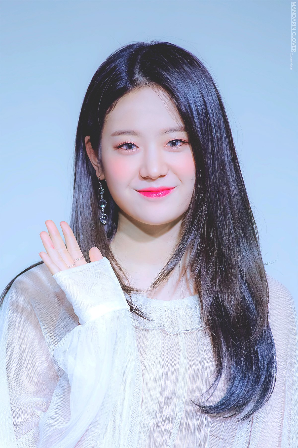 Beautiful Gyuri | Scrolller