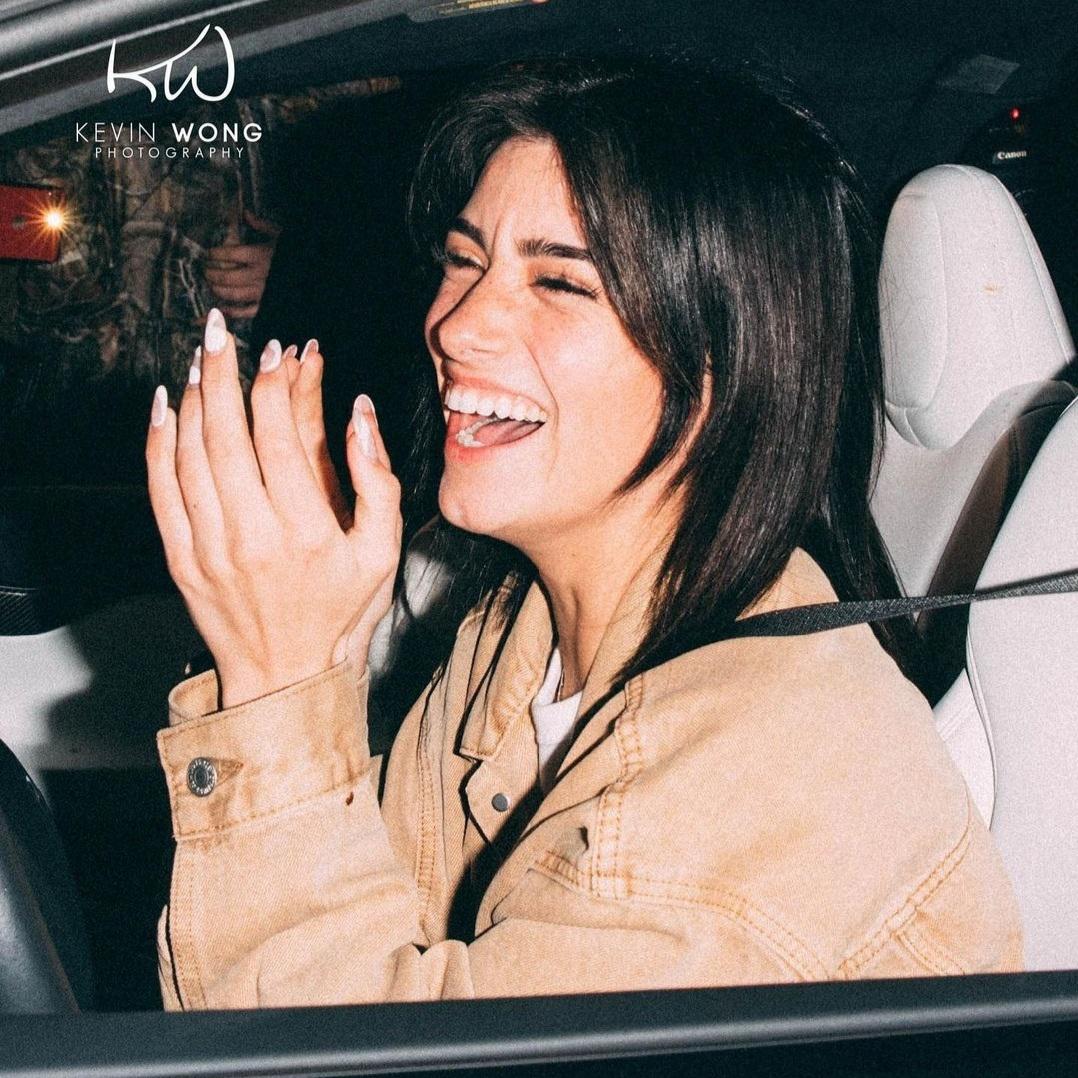 beautiful laugh | Scrolller