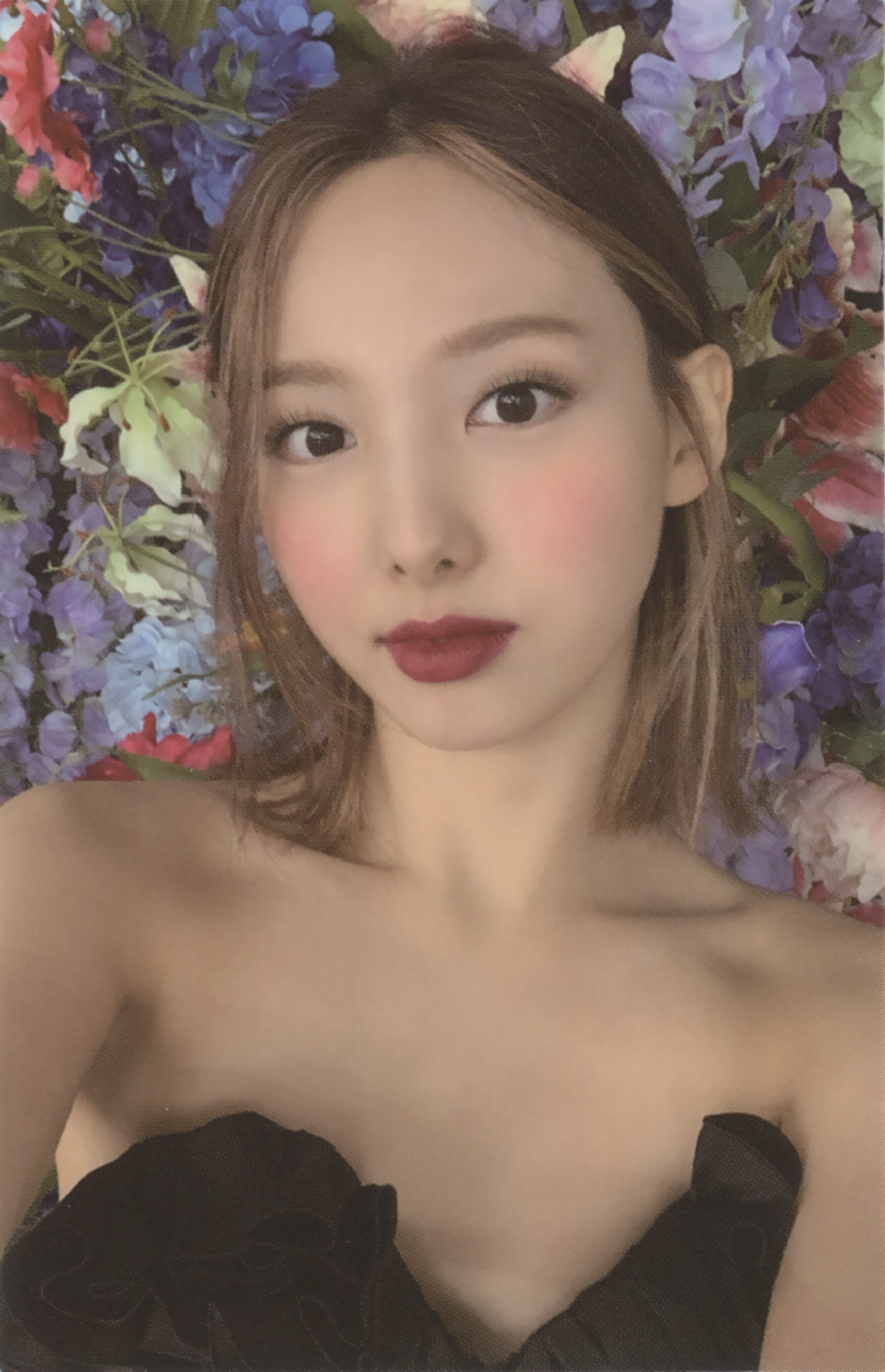 Beautiful Nayeon | Scrolller