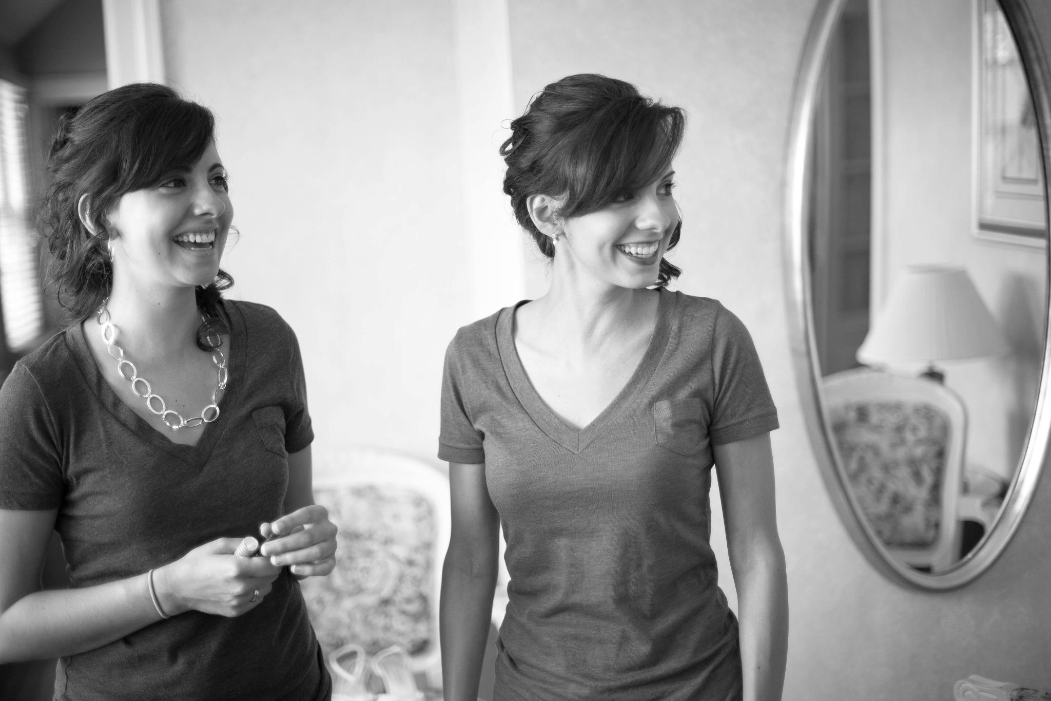 Beautiful Sisters | Scrolller