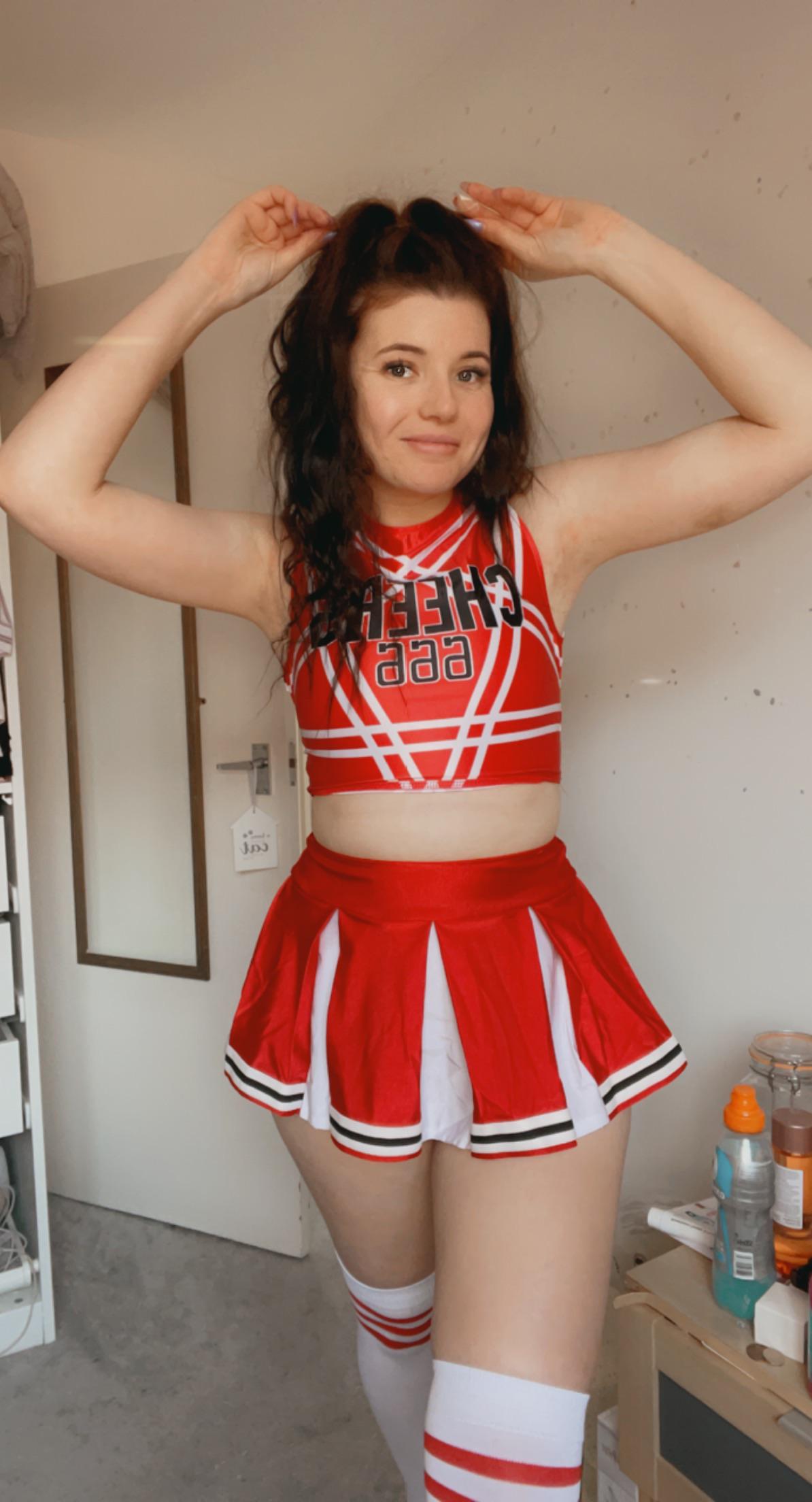 Being A Cheerleader Makes Me Super Happy Scrolller