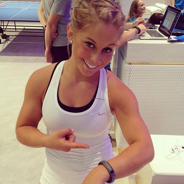 Being a cute little model | Scrolller