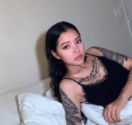 Bella Poarch | Scrolller