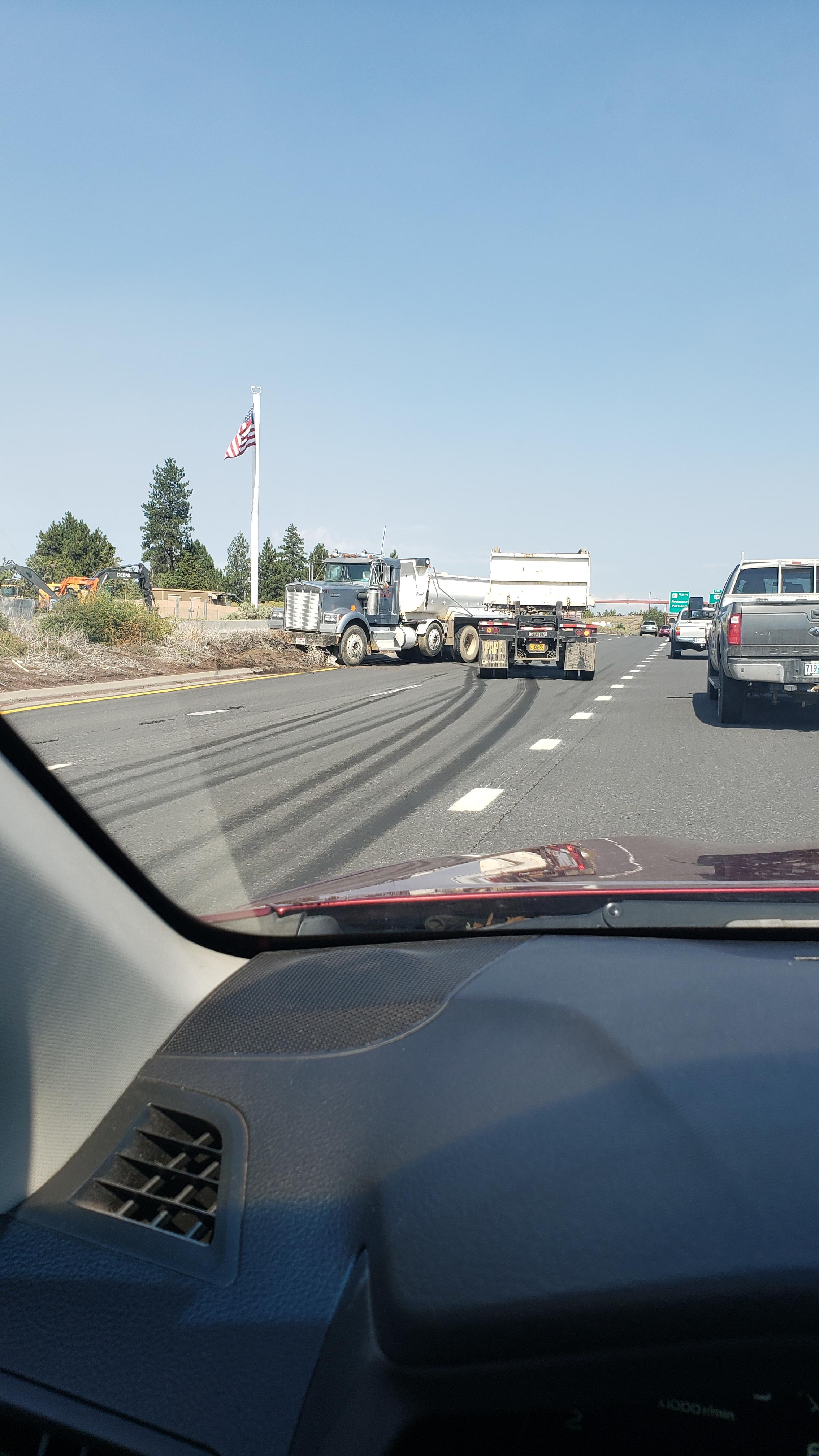 Bend Parkway Northbound | Scrolller