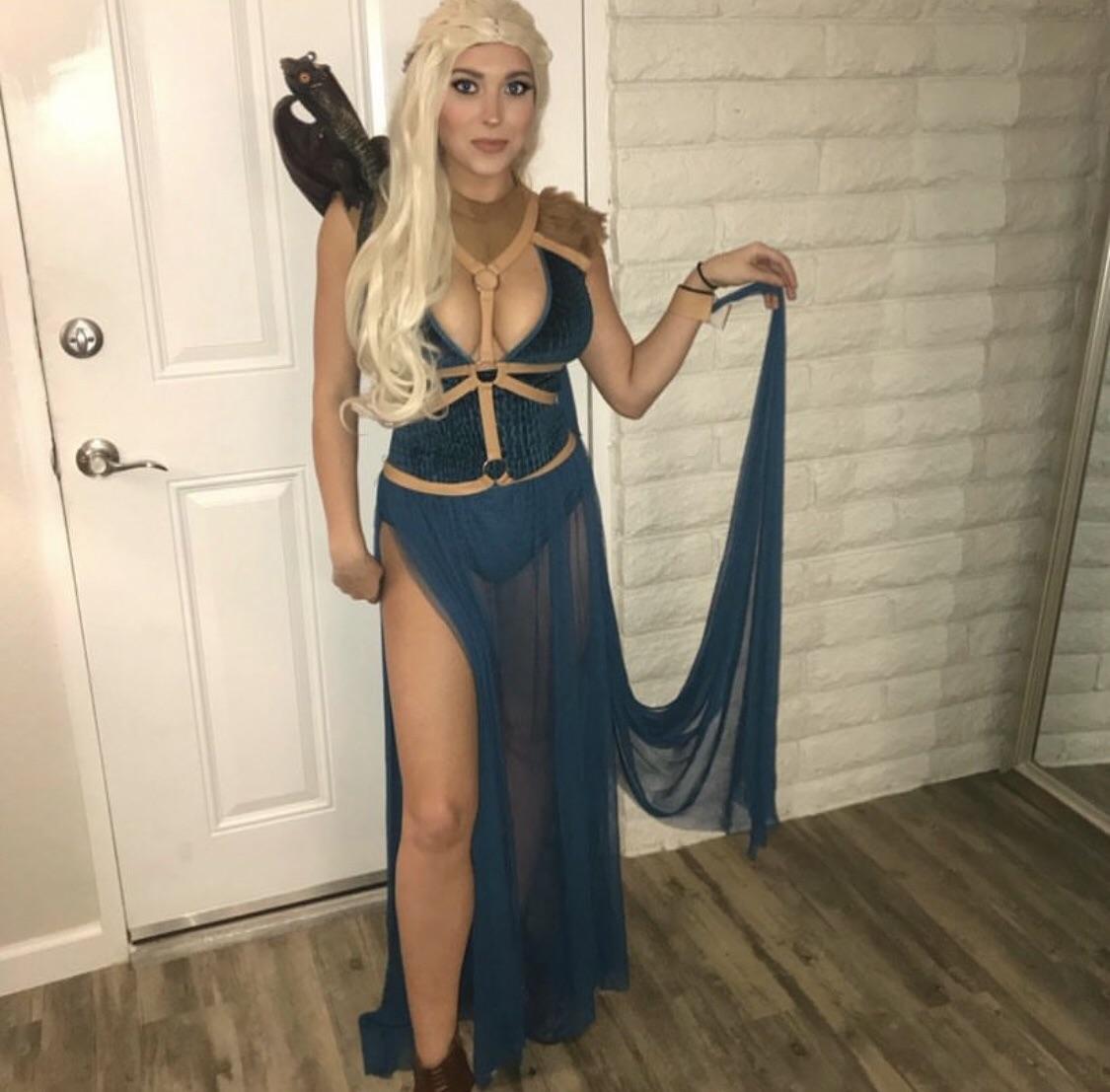 Bend the knee | Scrolller