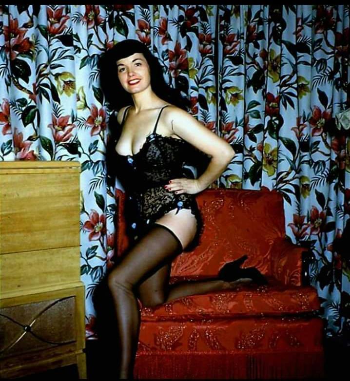 Bettie forever | Scrolller