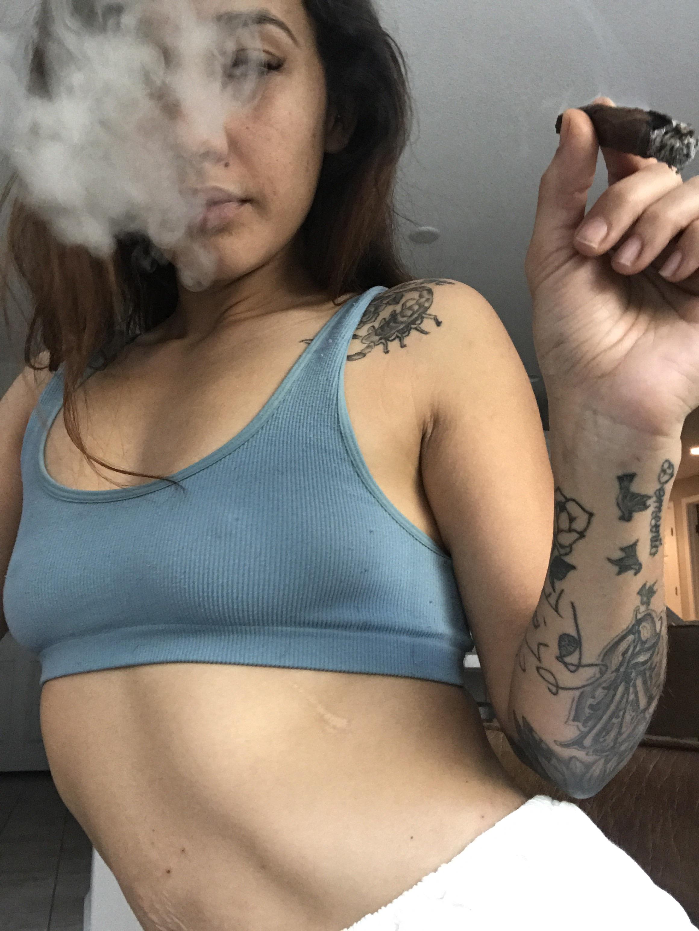 Big blunts | Scrolller