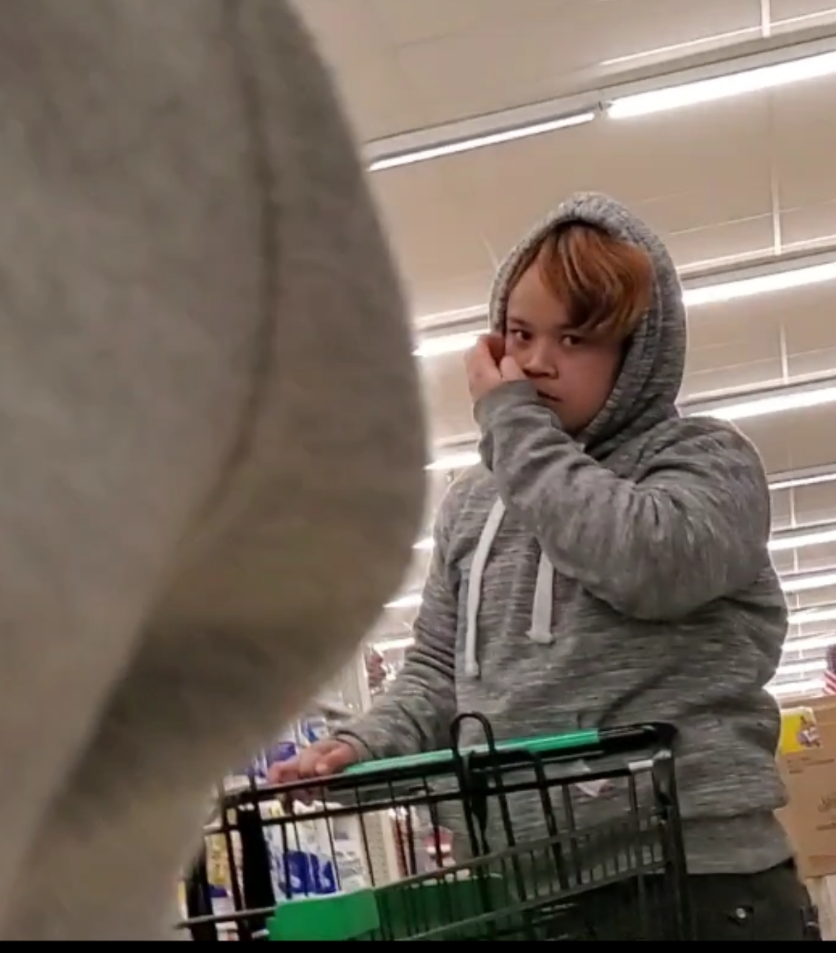 Big Booty Girl Couldn't Resist The Urge | Scrolller