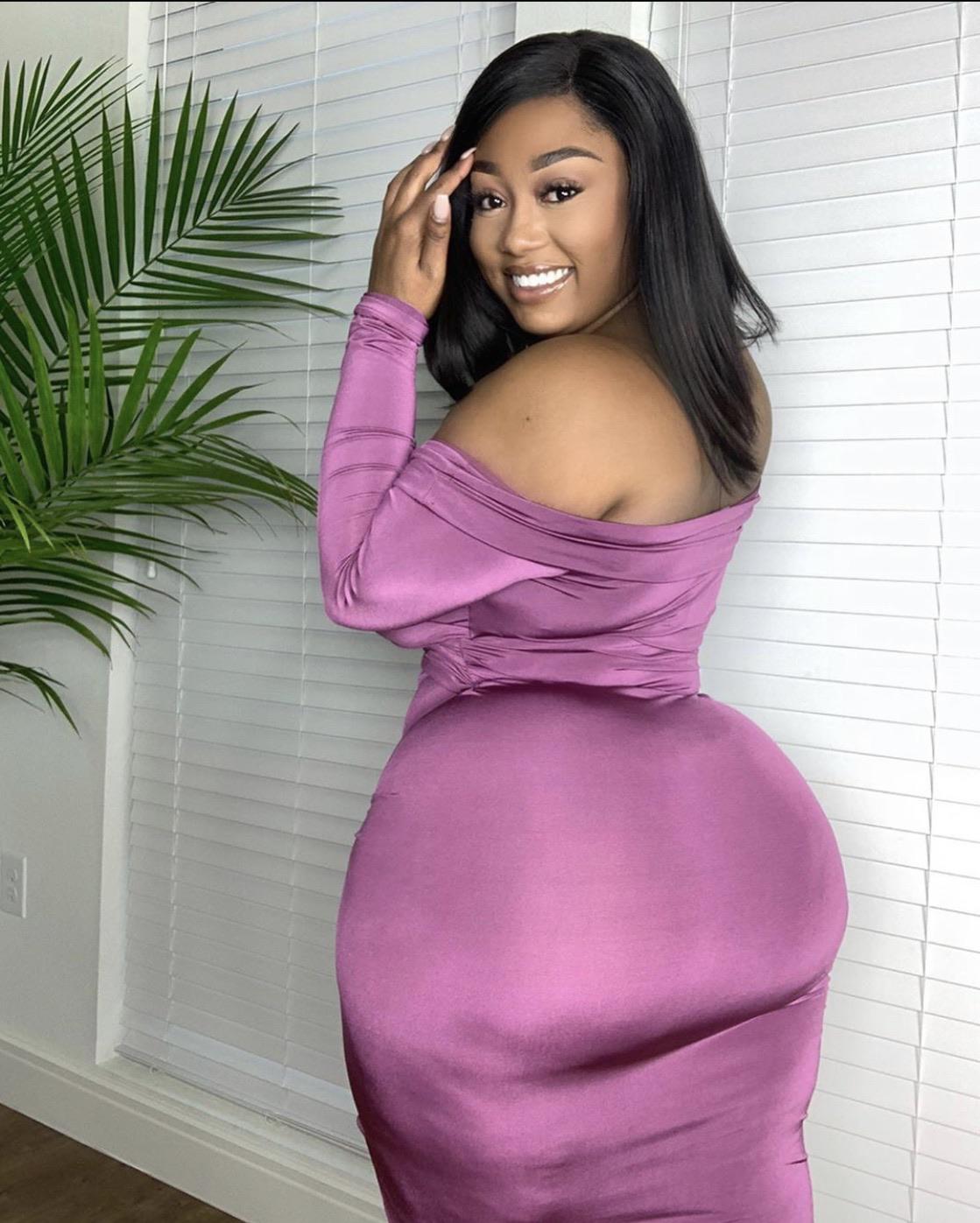 Big ‘ol thicc monster azz | Scrolller