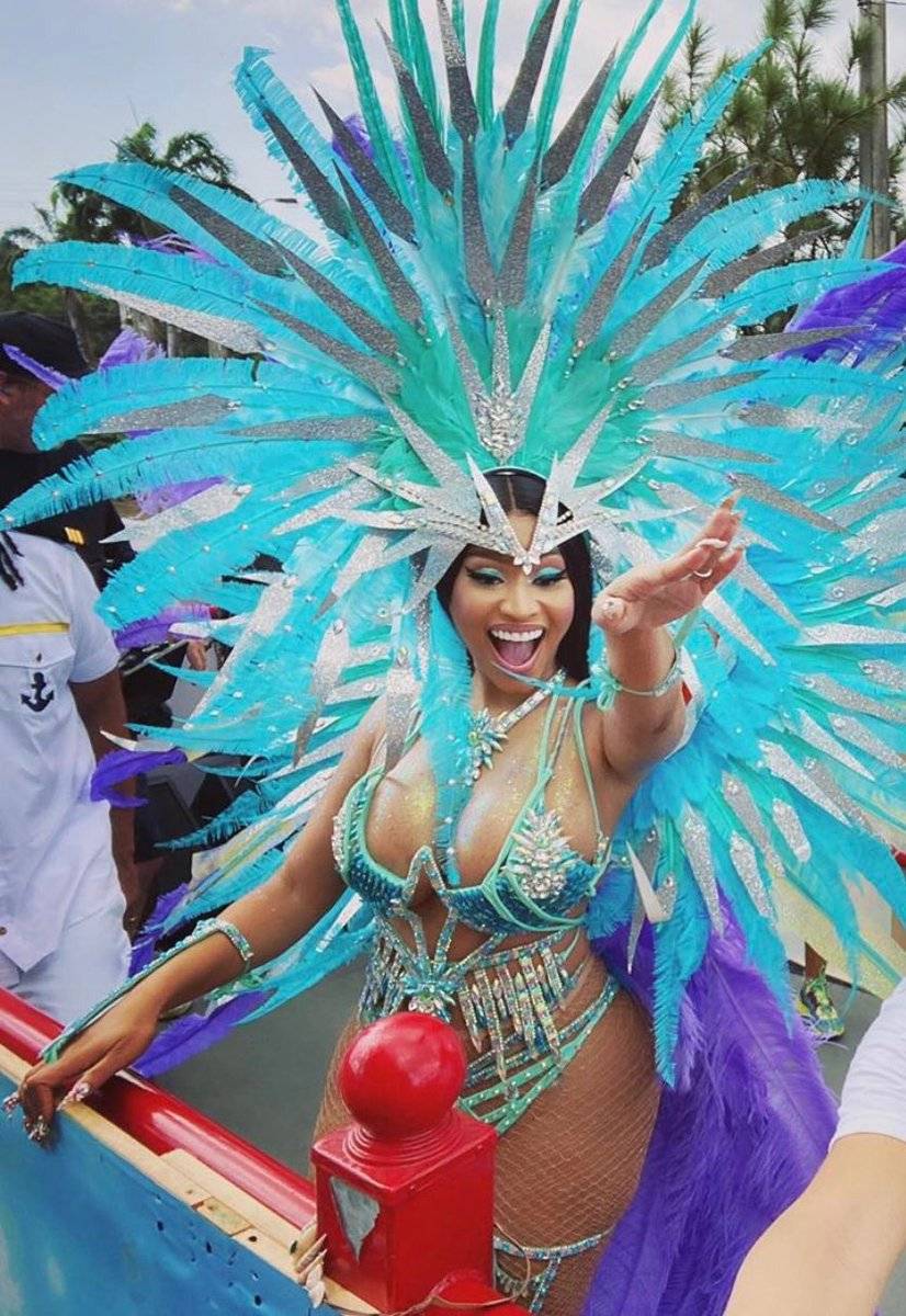 Whole lotta body | Scrolller