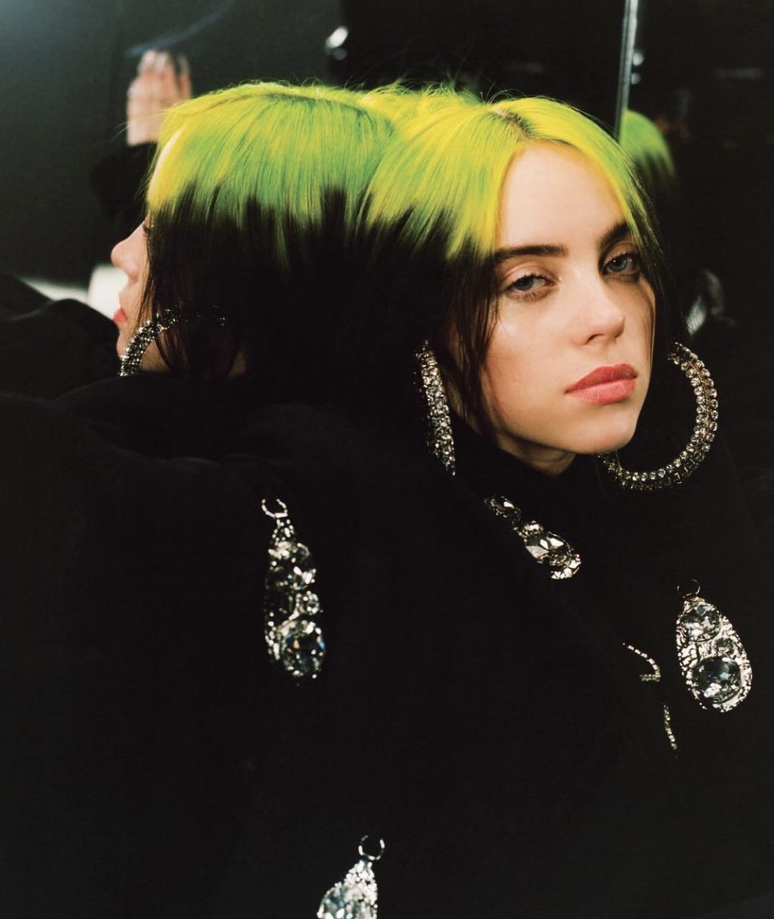 Billie Eilish Scrolller