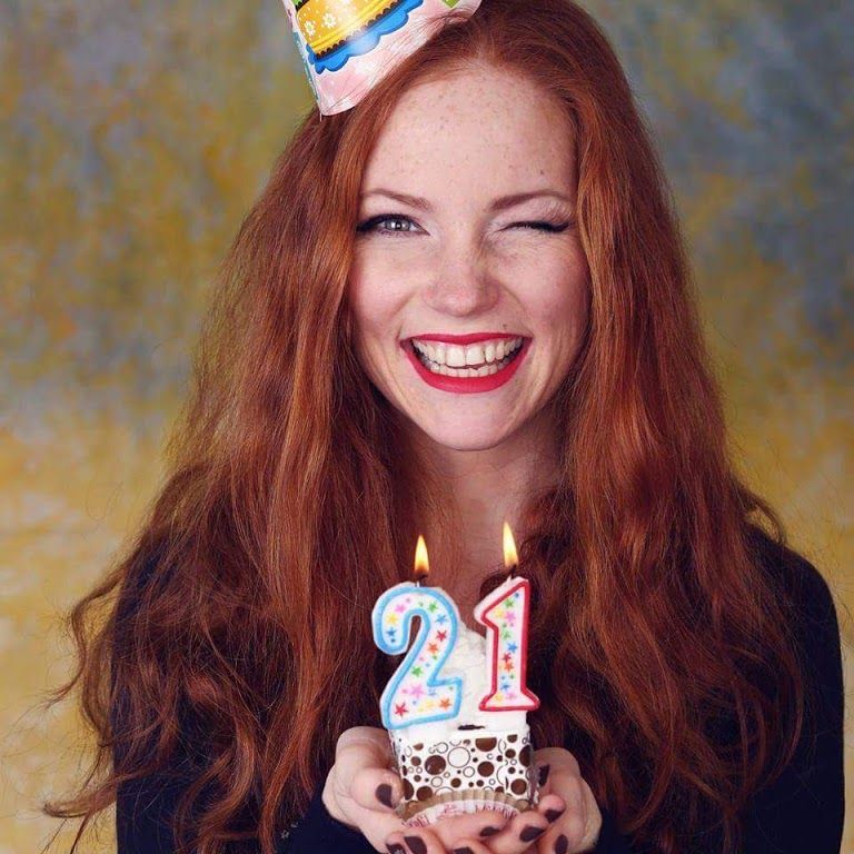 Birthday Redhead Scrolller